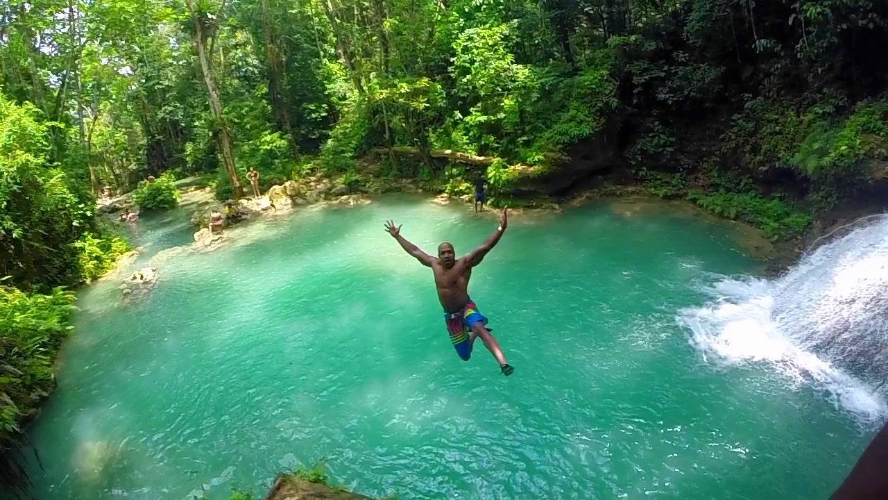 Reggae Hill | Blue Hole, Dunn's River Falls & Reggae Hill Tour in Jamaica